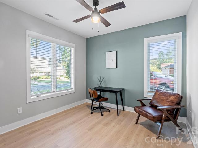 3833 Ellenwood Place