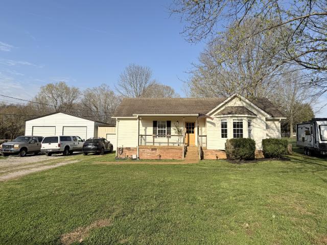 3833 Hearthstone Dr, Chapel Hill, TN 37034 | MLS #3178 | Compass