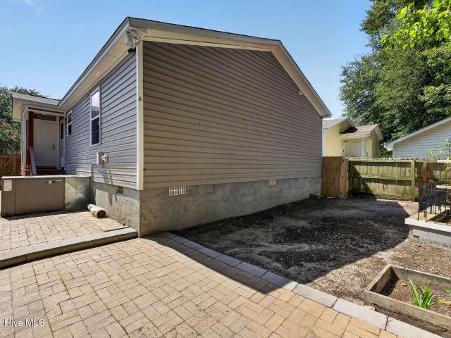 3833 Prices Lane