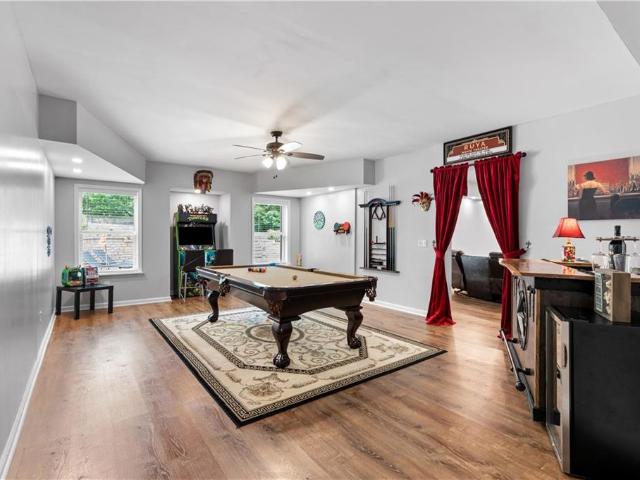 3833 Steinhauer Road NE