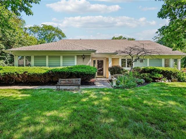 383 Copper Beech Ct, Dayton, OH 45459