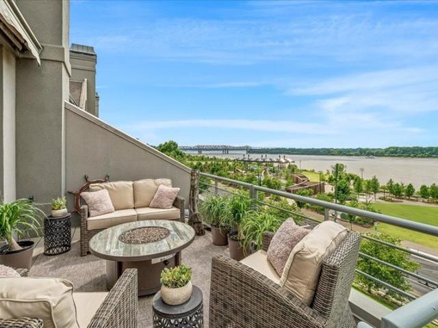 383 Chickasaw Bluff St Unit 2, Memphis, TN 38103