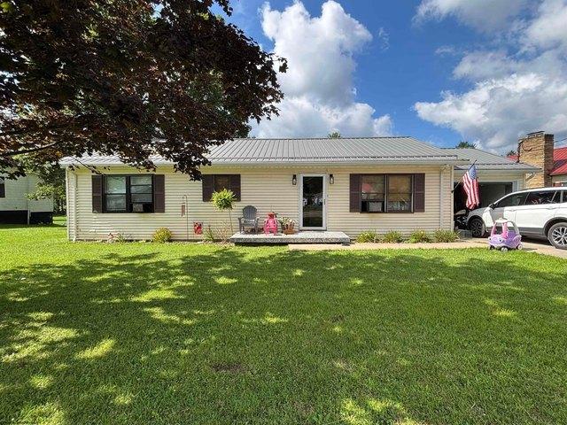 383 Crystal Springs Rd, Elkins, WV 26241