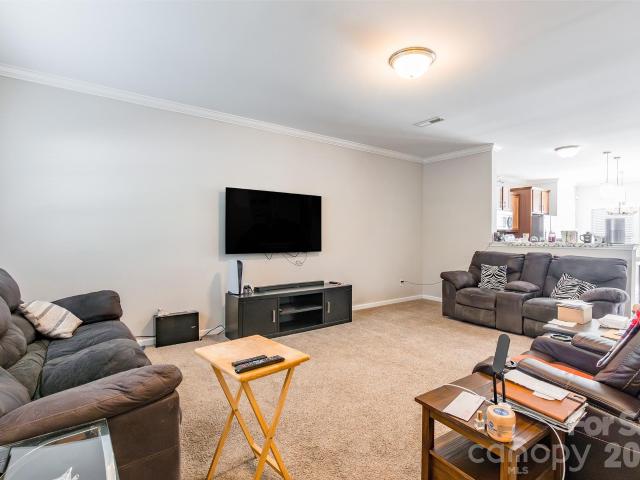 383 Battery Circle