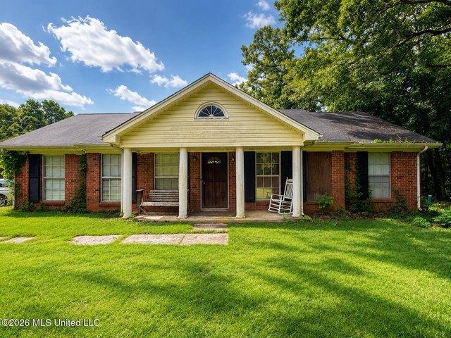 383 Dogwood Ranch Cir, Byhalia, MS 38611