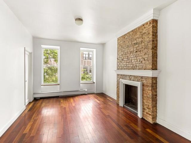 383 Kosciuszko St, Brooklyn, NY 11221