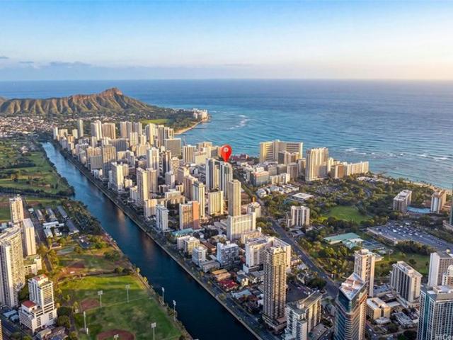 383 Kalaimoku St Unit 3505, Honolulu, HI 96815
