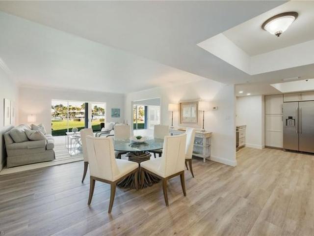 383 Harbour Dr Apt 101, Naples, FL 34103