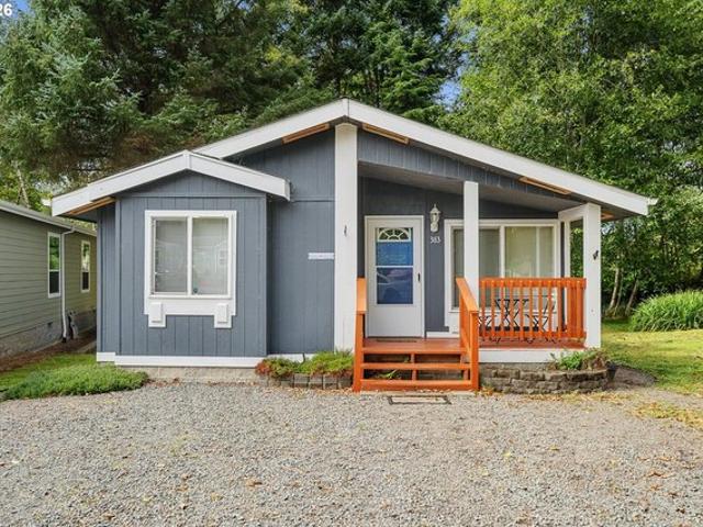 383 N Lagoon St, Rockaway Beach, OR 97136
