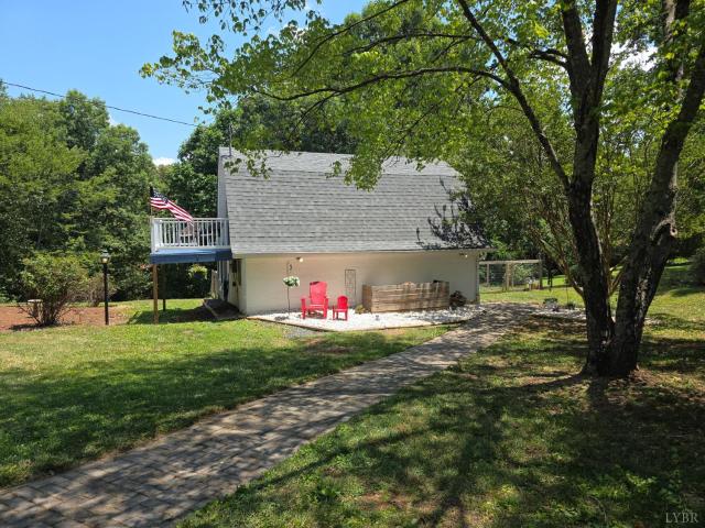 383 Pinecrest Drive