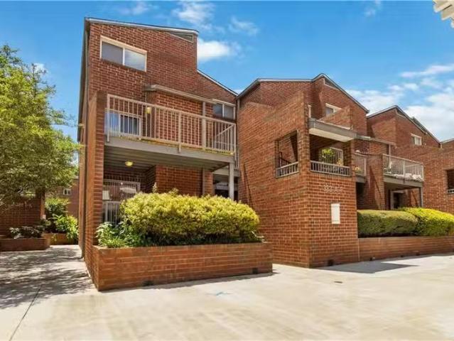 383 RALPH MCGILL BLVD NE APT D, ATLANTA, GA 30312 Condo/Townho.