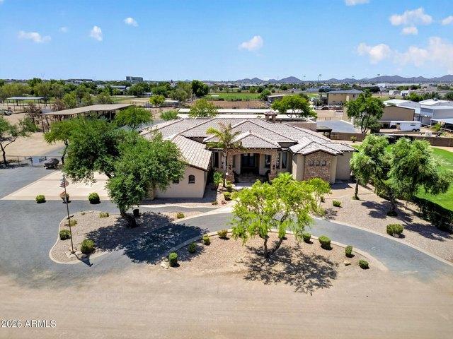 383 W Red Fern Rd, San Tan Valley, AZ 85140