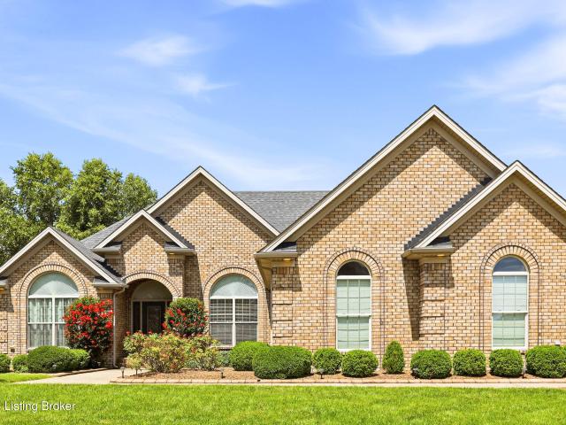 383 Woodland Pass