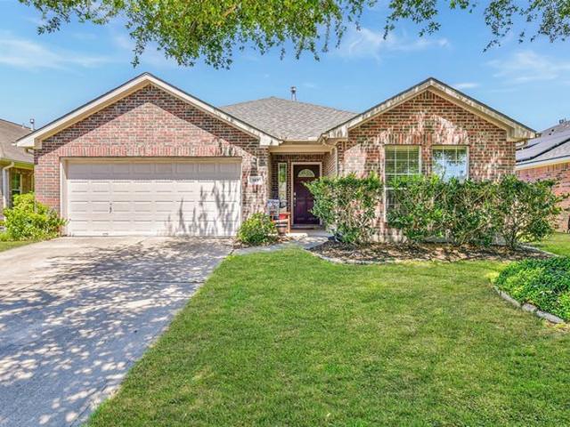 383 Ward Ln, Alvin, TX 77511