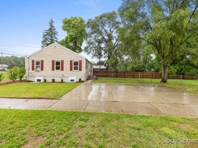 3844 Clyde Park Avenue