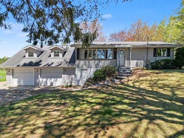 3844 E Fountain Rd, Fountain, MI 49410