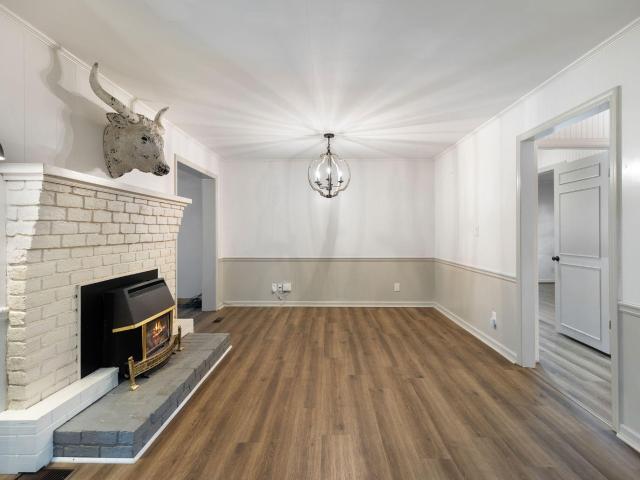 3844 Woodcrest Circle NW