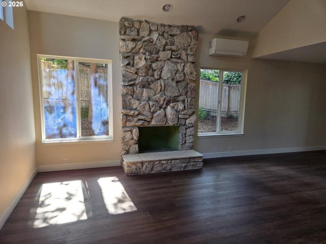 3845 wilshire ln