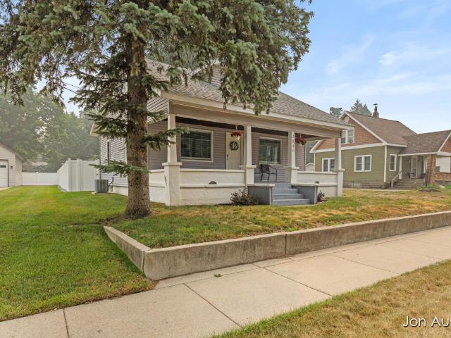 3846 Byron Center Avenue