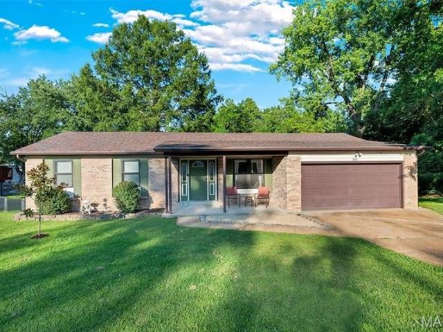 3846 Crystal Wood Dr, Arnold, MO 63010