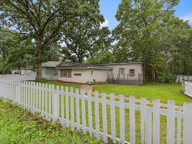 38472 N 4th Ave, Spring Grove, IL 60081