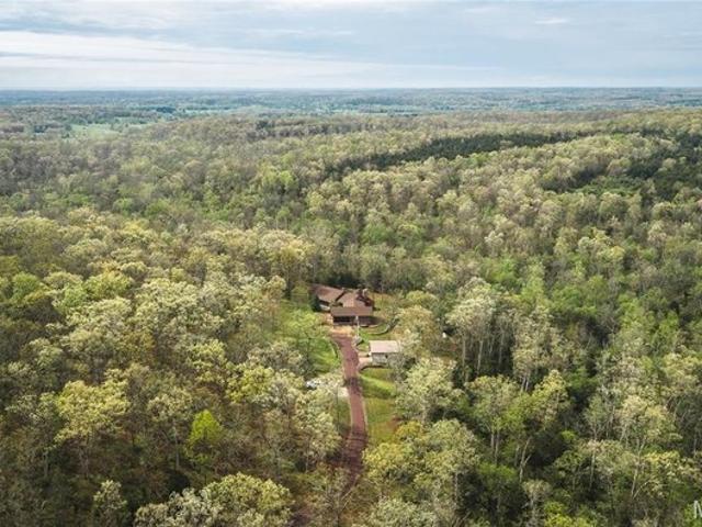 3847 Cleavesville Rd, Bland, MO 65014