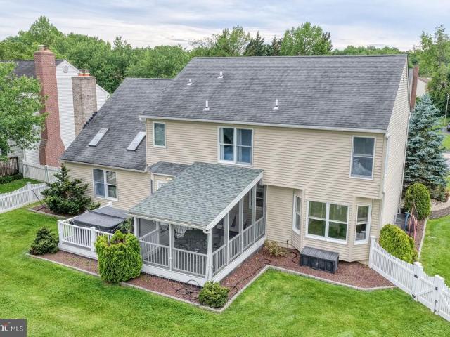 3847 Rotherfield Lane