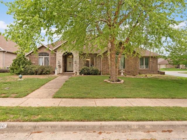 3848 W Suzanne St, Battlefield, MO 65619