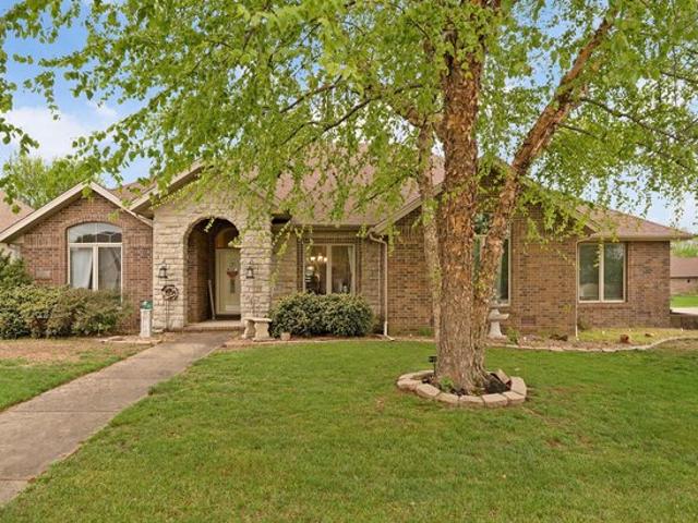 3848 W Suzanne St, Brookline, MO 65619