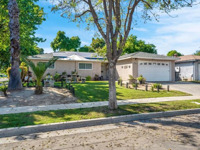 3849 N Stanford Ave, Fresno, CA 93727 | MLS #FR26023