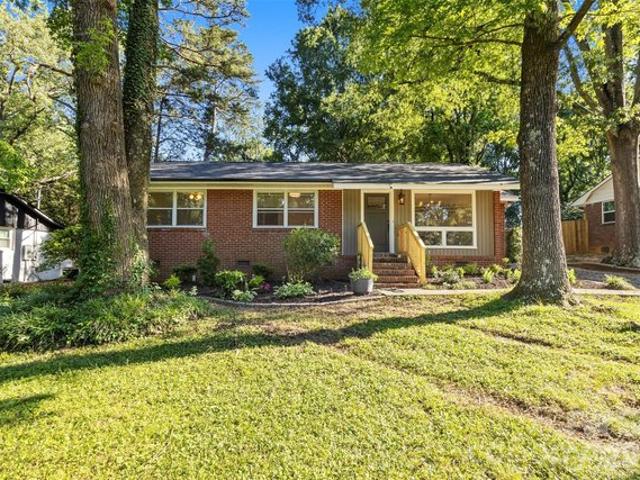 3840 Colebrook Rd, Charlotte, NC 28215