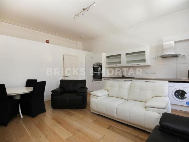 38/40 Grainger Street, Newcastle Upon. 4 bed apartment to rent £2,080 pcm £480 pw