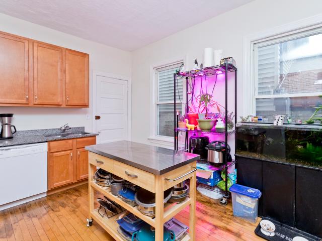 3841 N Bernard Street # 1F