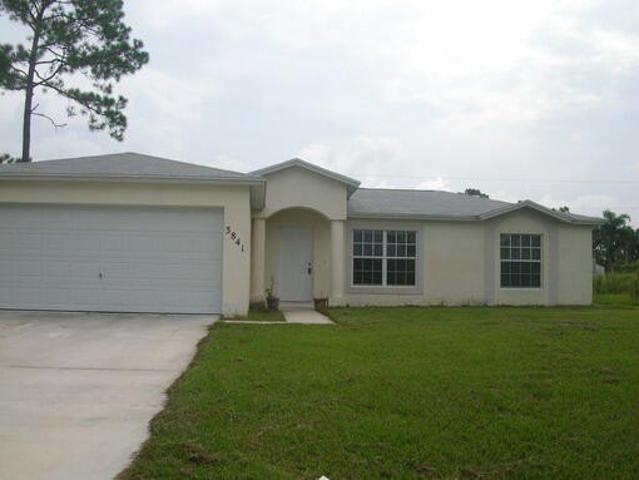 3841 SW Chaffin St, Port Saint Lucie, FL 34953