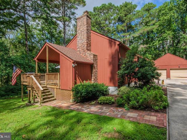 3841 Sirman Drive