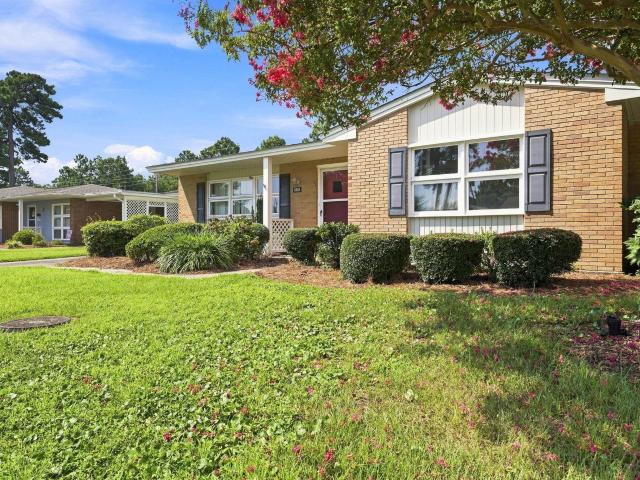 3841 Spruce Dr. 3841