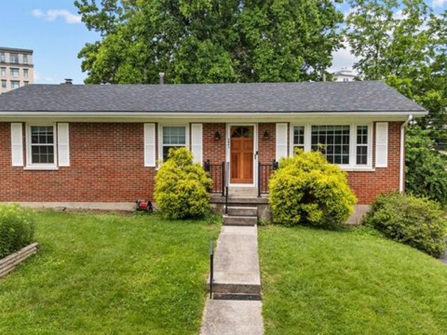 3841 Walhampton Dr, Lexington, KY 40517