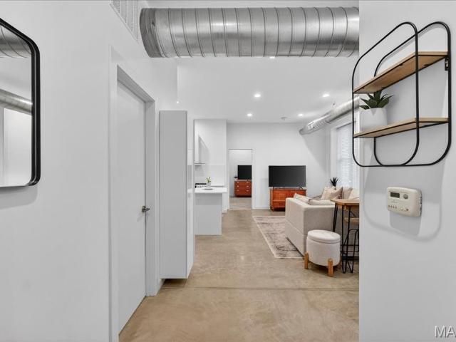 3842 Olive St, Unit B1, St. Louis, MO 63108 | MLS #26013