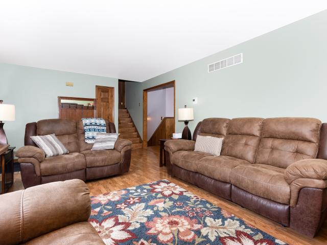 3842 Jonathan Simpson Drive