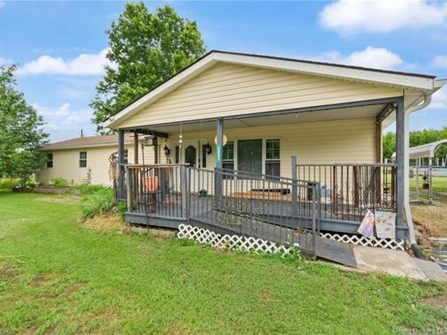 3842 S Goss School Rd, Pekin, IN 47165