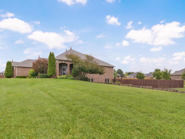 3842 W Stonehinge Drive W