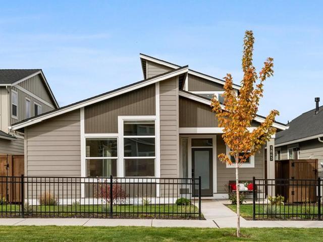 3843 NE Petrosa Ave, Bend, OR 97701
