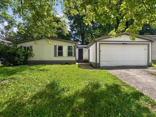 3843 Ireland Dr, Indianapolis, IN 46235