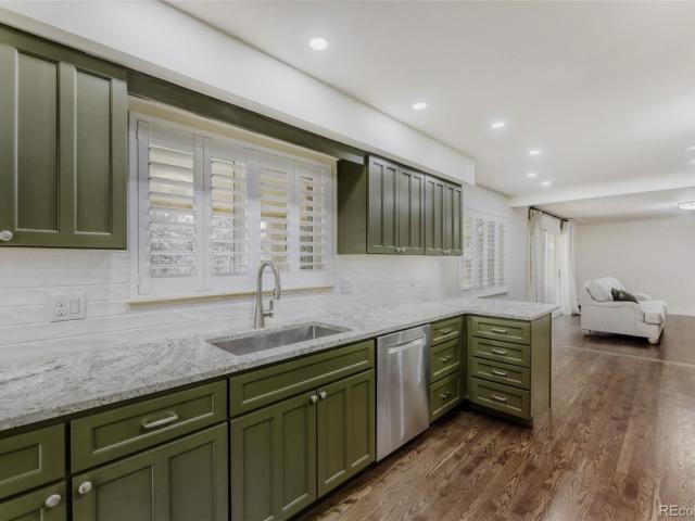 3843 S Elm St, Denver, CO 80237 | MLS #8331