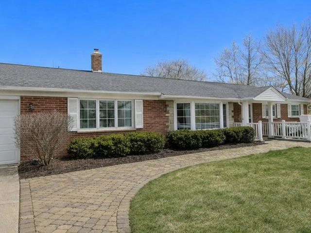 3843 Springdale Ave, Glenview, IL 60025