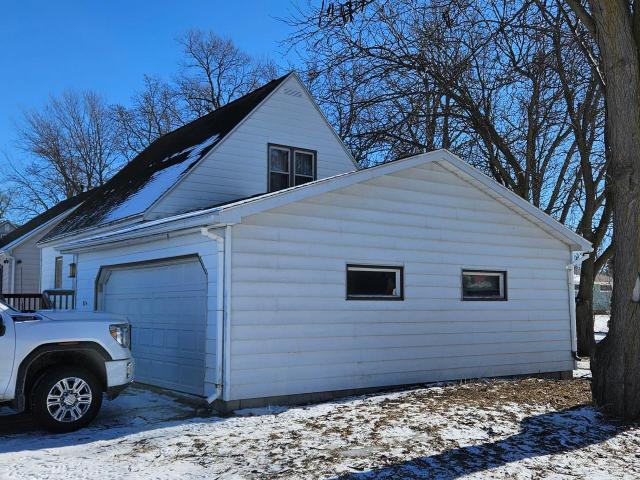 384 5th Street SW
