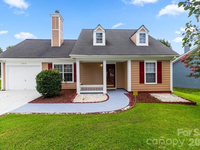 384 Cedarcroft Dr, Mooresville, NC 28115