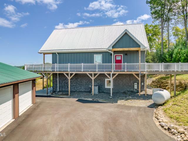 384 Cross Mountain Drive