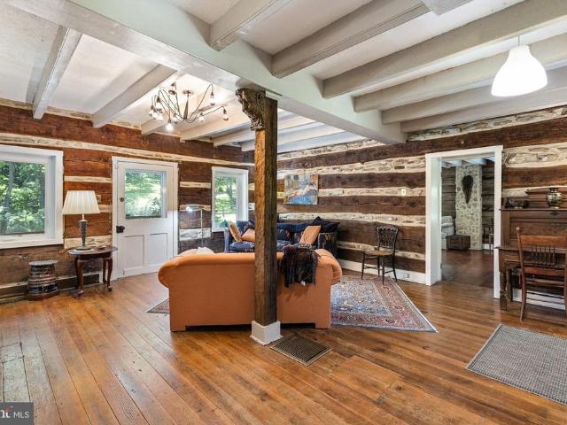 384 Blacksnake Road