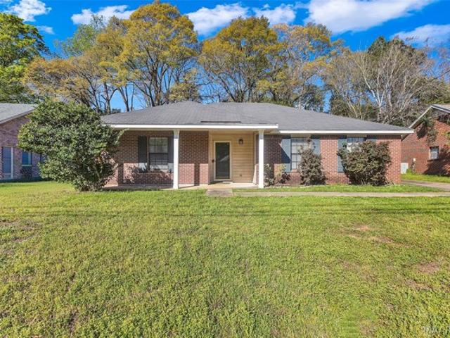 384 Forest Park Dr, Montgomery, AL 36109